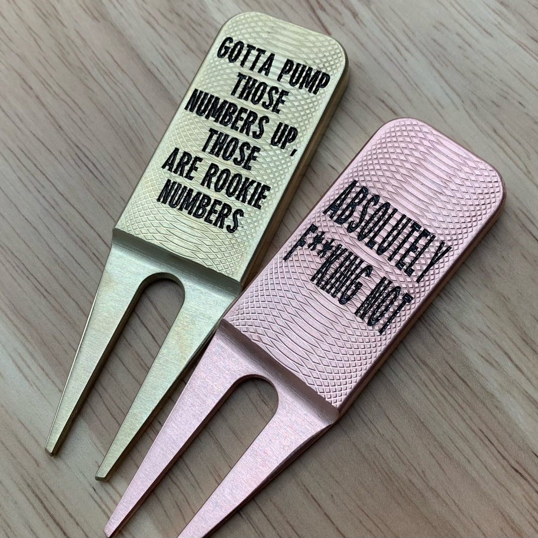 Custom Divot Tools – Embrace Putters